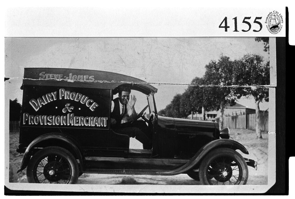 Steve Jones in his van | City of Fremantle Local History Centre